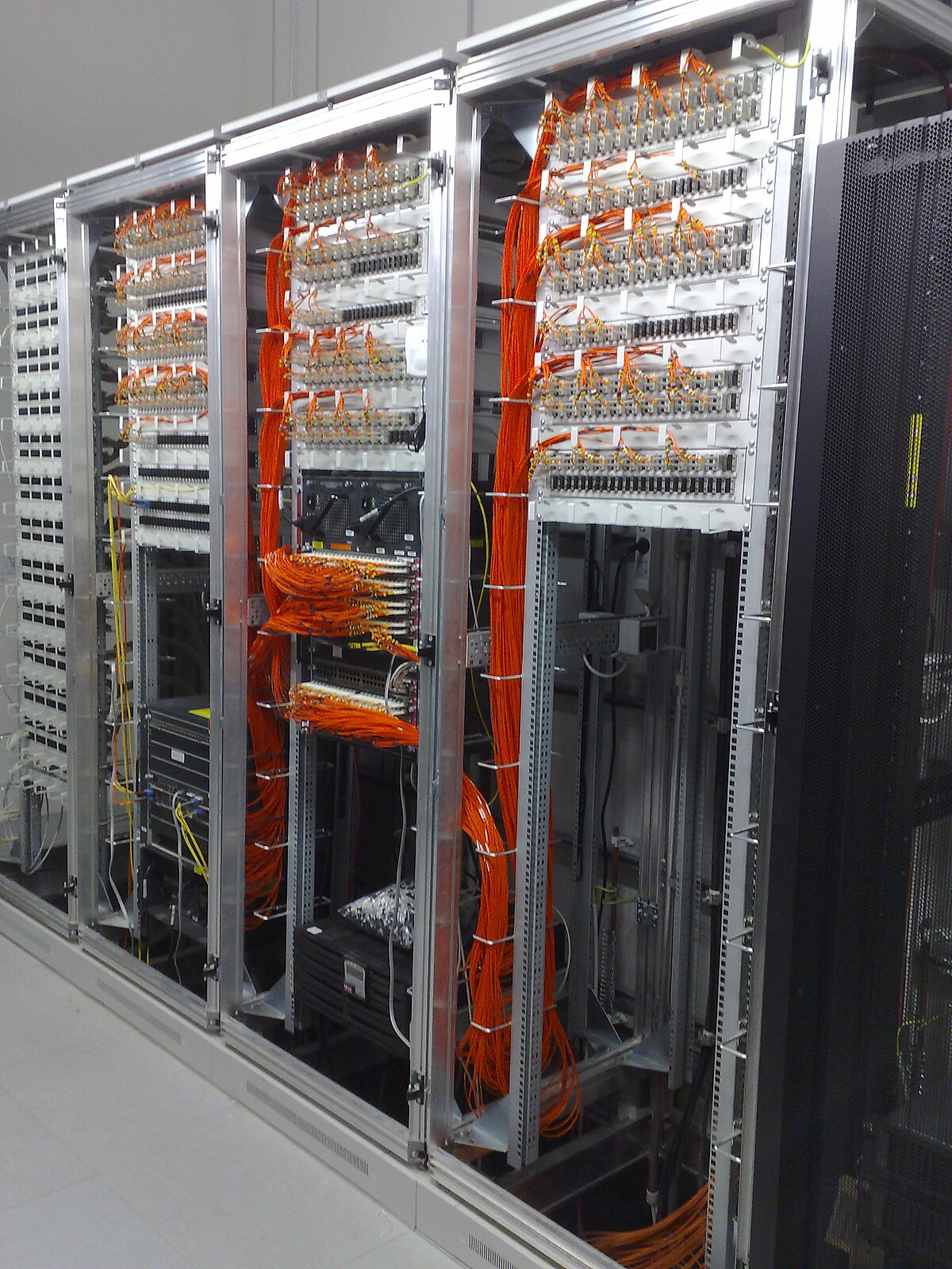 L&F-Gebäude auf Medizin-Campus redundant angebunden - Rechenzentrum